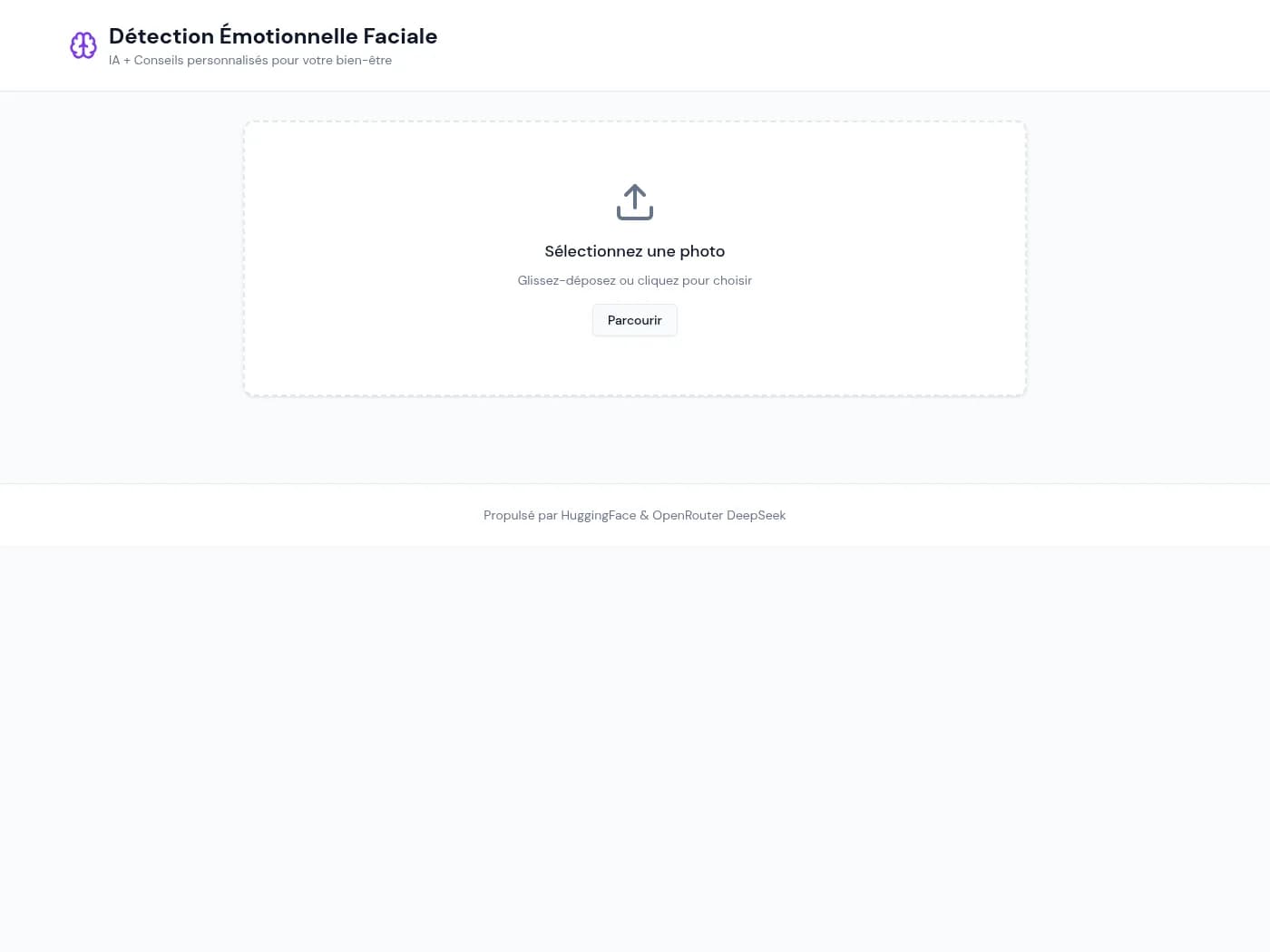 Détection Emotionnelle Faciale en Flutter & FastAPI avec Génération d’Aide Personnalisée (Gradio + OpenRouter)