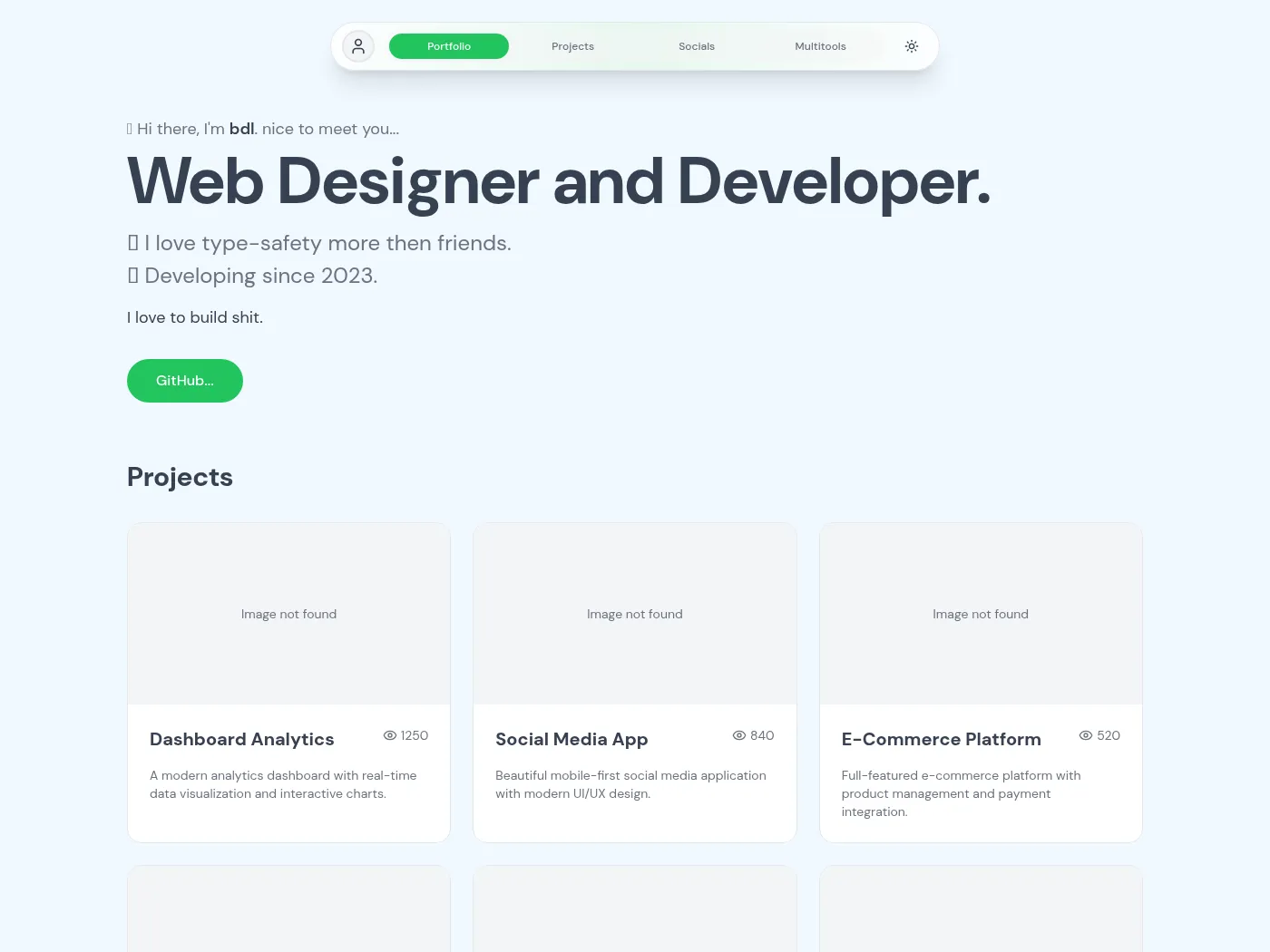 Web Portfolio with Dynamic Image Handling and Project Cards